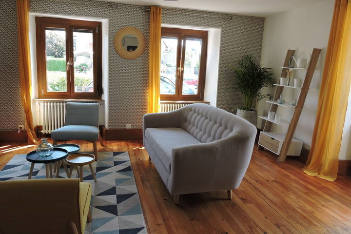 "Gîte La Cerise Sur Le Gâteau" Spacious Country House With Private Garden. - Montbéliard