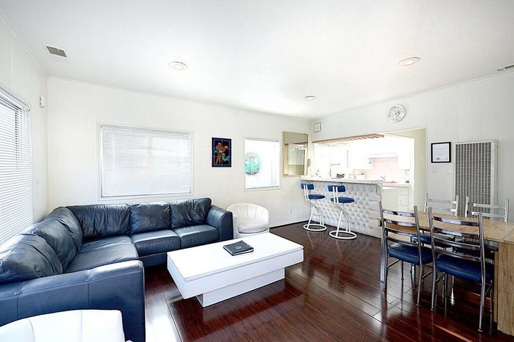 319ce: Budget-friendly Cottage, 2.5 Blocks To Beach And Shops + Wifi - Avalon, CA