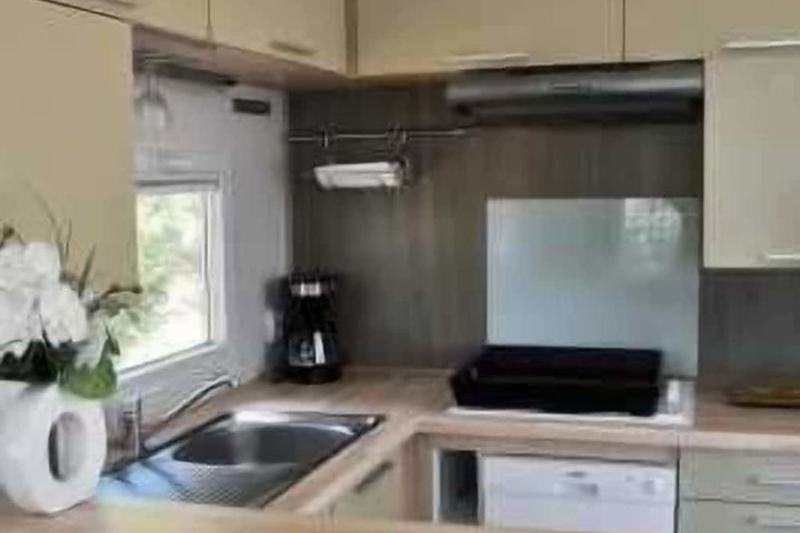 Zecamping 4 éToiles Piscine Mobil-home Tv 32m2 4 Pers - Pézenas