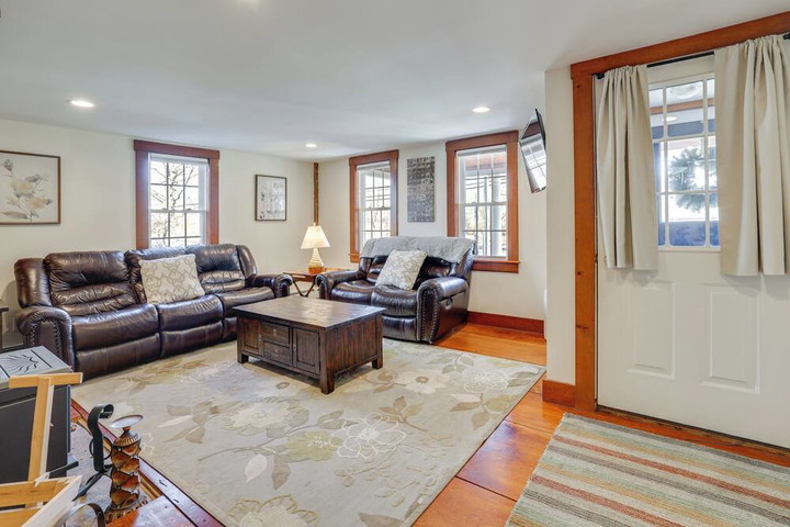Walk To Memorial Park: Pet-friendly Bethlehem Home - Black Rock State Park, Watertown
