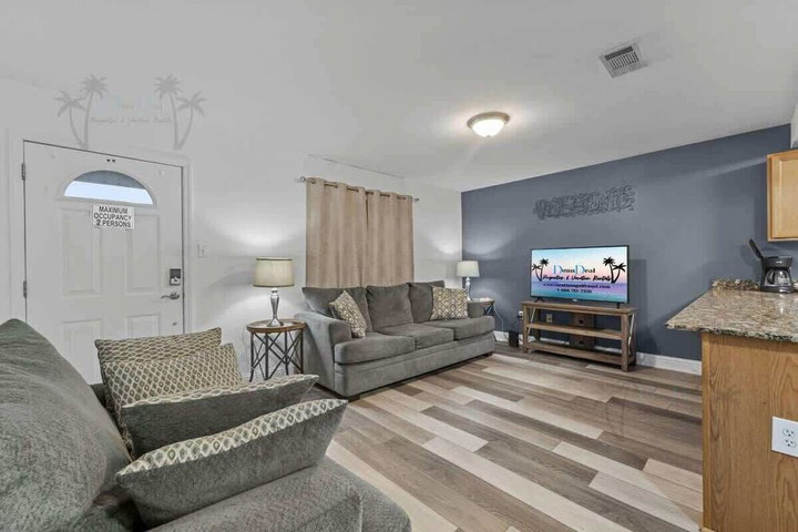 Oak Shores 126 | Just A Short Walk To The Beach! - Biloxi, MS