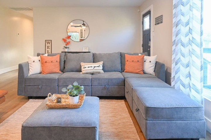 Sanmarcos River Retreat|modern|spacious|sleeps 12! - San Marcos, TX