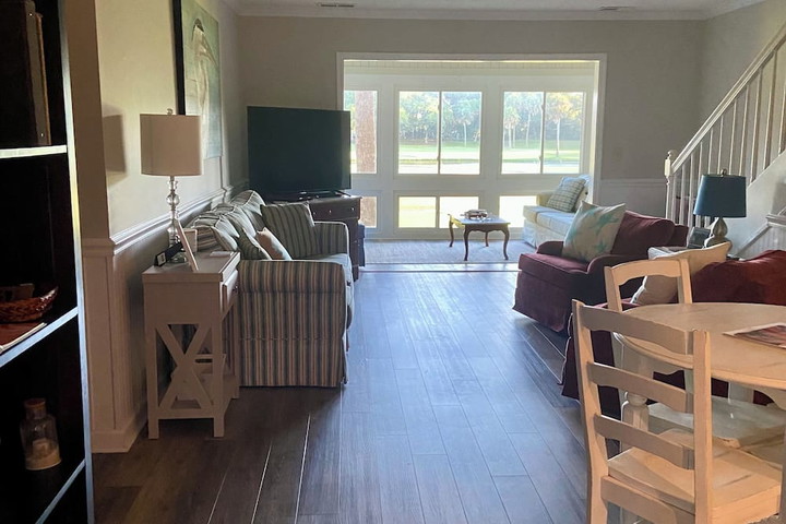 Golf Views On 4th Tee Box. Close Drive To Beach. Clean Linens Provided For Fee. - Edisto Island, SC