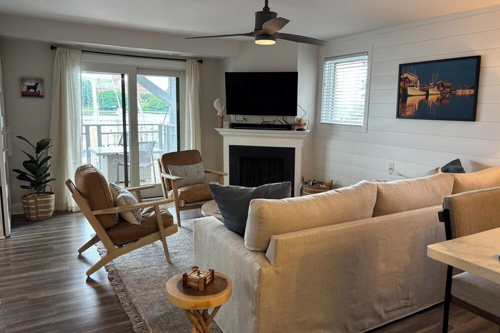 Waterfront 2-bedroom Condo On Spa Creek - Annapolis, MD
