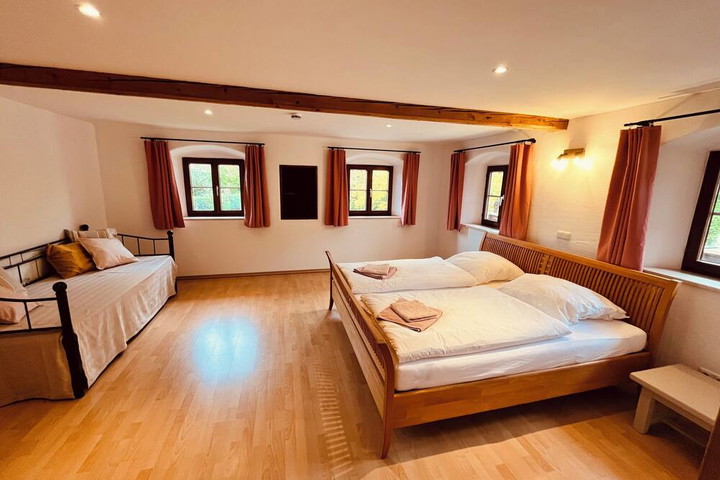 Wendelstein Vacation Apartment, 180sqm With Balcony, For Max. 8 People - Oberaudorf