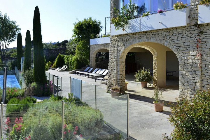 Charme Bastidon Terrasse Garten Pool Gordes Luberon - Gordes