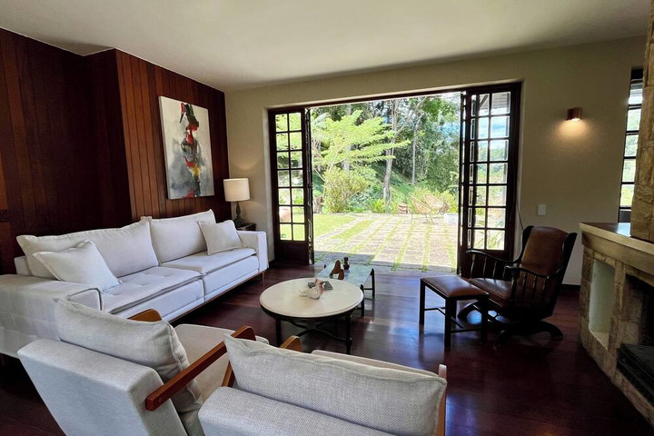 Casa 04 Vbv - Charme Rústico Em Condomínio Exclusivo - Teresópolis