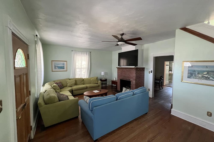 Captains Quarters By The Bay - Walk To The Beach With Your Pet. Smart Tv W/ Wifi - Norfolk, VA