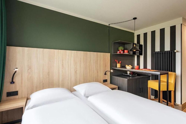 Elegant Pet=friendly Studio Ideal For Leisure Trips In Monheim Am Rhein - Hilden