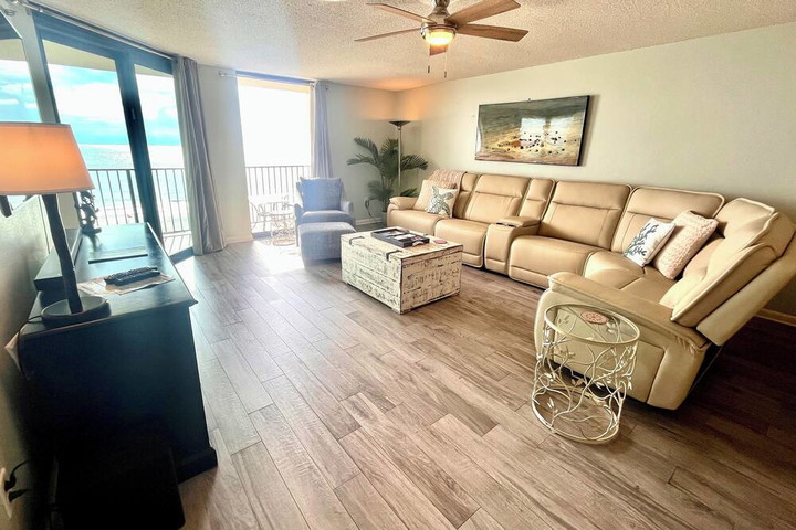 Stunning Views Of The Gulf & Perdido Pass From 7th Floor At Phoenix East Ii - Alabama