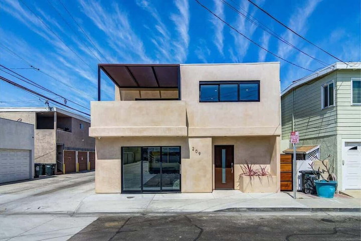 Modern Home Near Bay And Beach With Fire Pit, Bbq - Newport Beach, CA