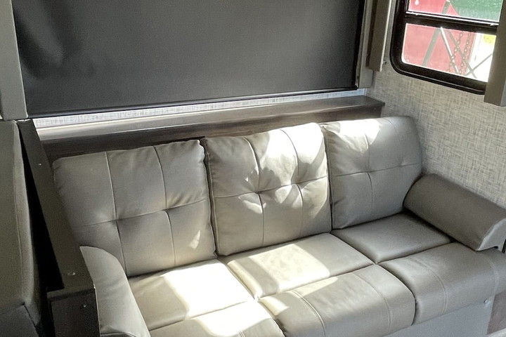 Camper For Rent, You Haul Or We Haul To Campsite! - Michigan
