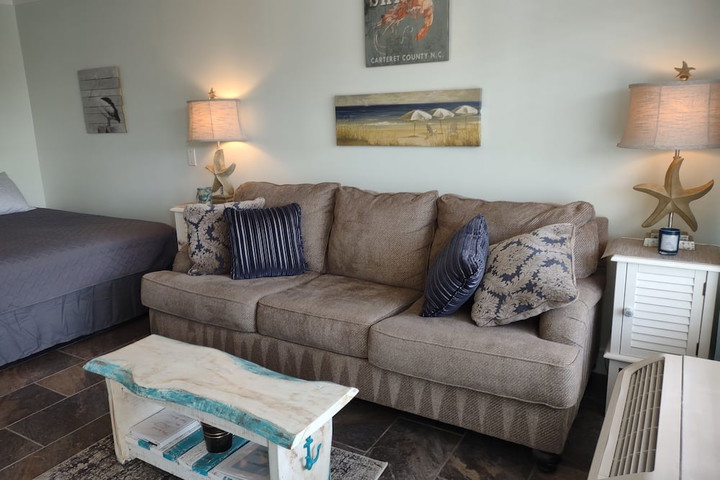 Cute Condo - Great Pool, 3-min Walk To The Ocean, Free Cable & Wifi! - Morehead City, NC
