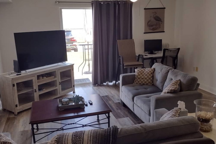 Charming 2-bedroom Condo With Ac In Biloxi Breeze - Biloxi, MS