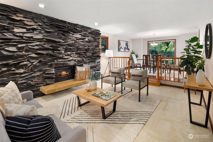 Cozy & Rustic Lakefront Escape For Families - Redmond, WA