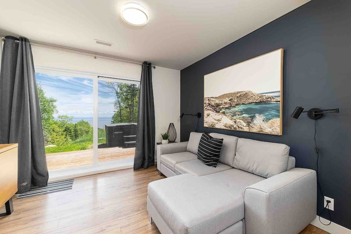 Refuge 1: Hot Tub, Sauna & St. Lawrence Views - Baie-Saint-Paul