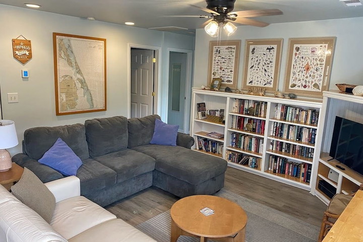 Clean & Cozy Beach Cottage Close To The Beach - Duck, NC
