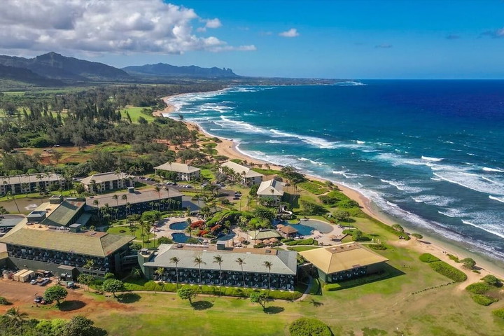 Epic Oceanview Room At Beachfront Resort - Lihue, HI