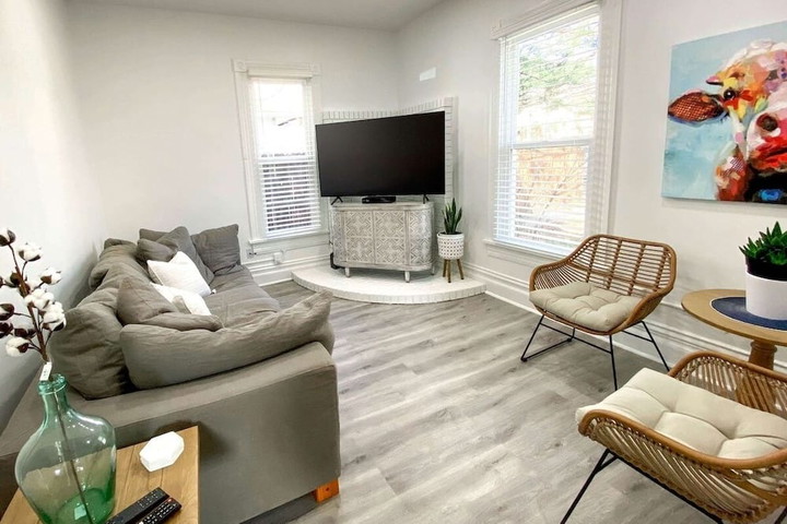 Clean, Downtown Boulder Luxury. - Boulder, CO