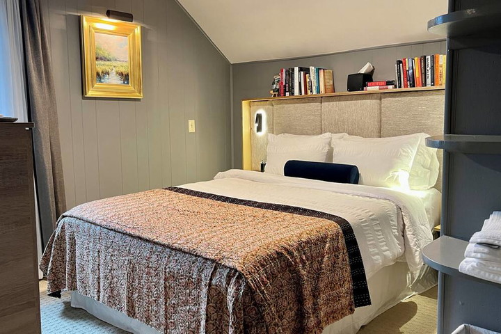 Stay At Adorable Mill House In Walkable Maynard. Small But Well-designed Spaces. - Concord