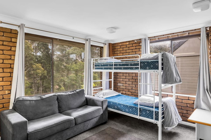 George Hideaway - George St 30a - Bermagui