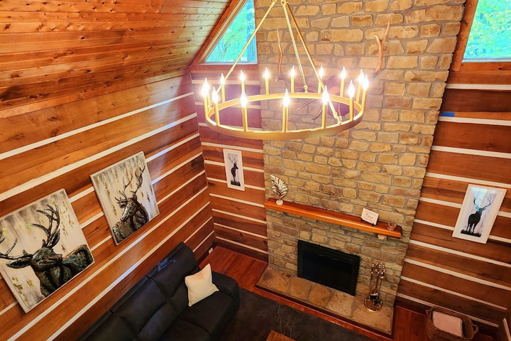 Taurina Cabin-nestled In Nature And Tranquility. New Updated Indoor Hot Tub. - Brown County, IN