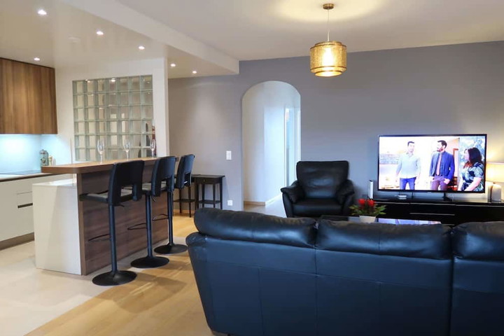 Lovely Apartment For 6 People With Wifi, Pool, Tv, Balcony And Panoramic View - Saint-Genis-Pouilly