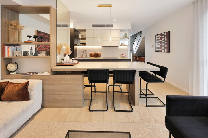 Beach Luxury On The Park- Central Ocean Grove, Sleeps 6, 2 Bedroom, 3 Bathroom - Point Lonsdale