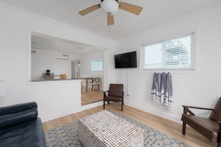 Surfside Retreat Unit A - Oceanfront Triplex - St. Augustine, FL
