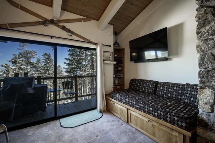 Timber Ridge #24 - Ski In/ Ski Out To Eagle Lodge - Mammoth Mountain, CA