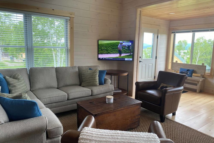Niboban Cabin 14 - Golden Smelt, Shared Waterfront Community - Rangeley, ME