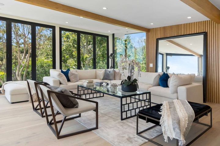Sea Vista - Central Malibu Villa W/ Pool, Spa, & Ocean Views - Malibu, CA