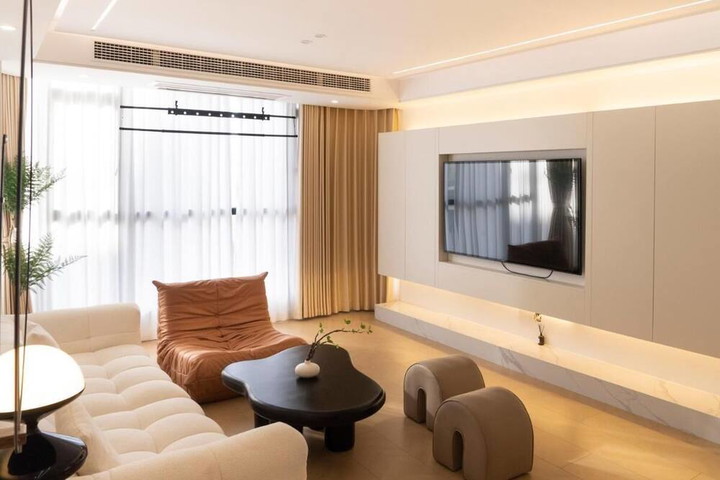 Eastern Hub - Warm 3bedroom Apartment Near Xintiandi, Surround By Malls/markets - Shanghai