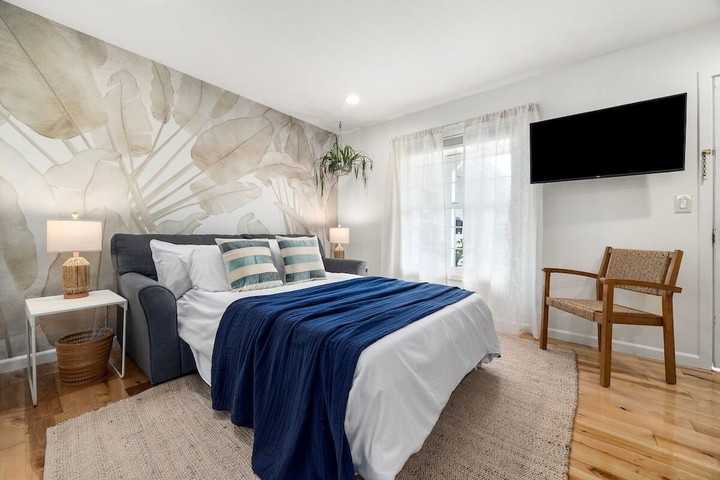 Swell House Santa Cruz -Suite 1 - Capitola, CA