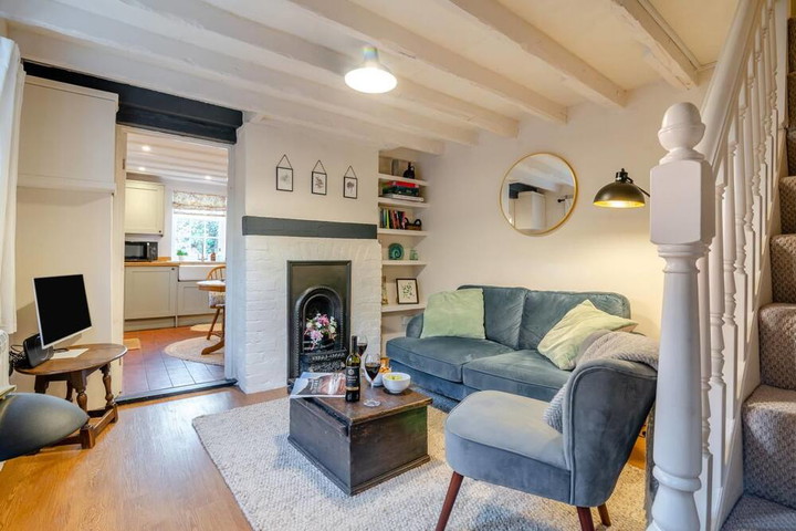 1 Bed In Bridport (Oc-p30346) - Bridport