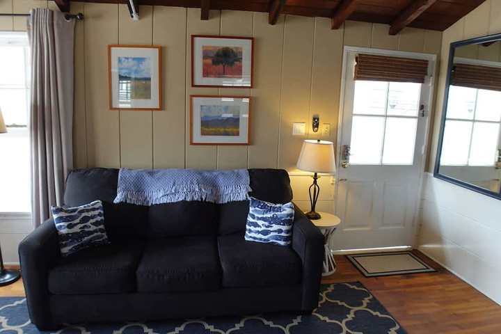 Balboa Island Charmer - Costa Mesa, CA