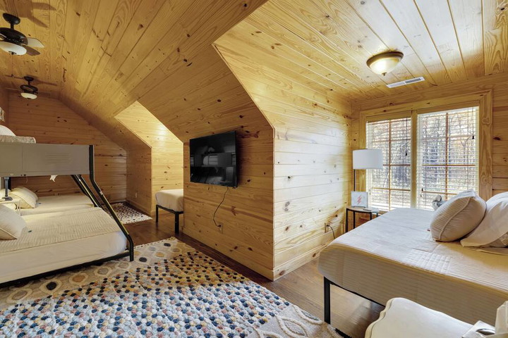 The Lodge In Mentone. - Alabama