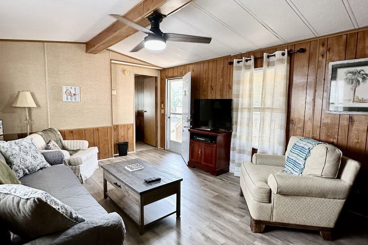 Now Booking For Winter! Cute.cozy.coastal!! Quiet Neighborhood! - Sunset Beach, NC