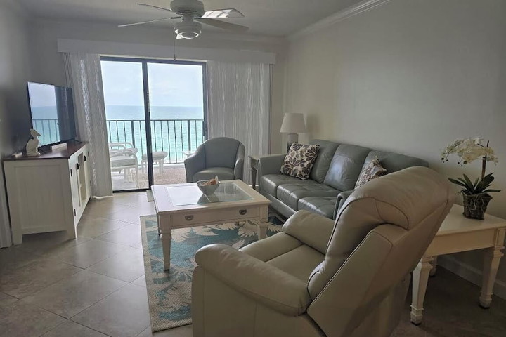 9th Floor Oceanfront Condo On South Hutchinson Island - Stuart, FL