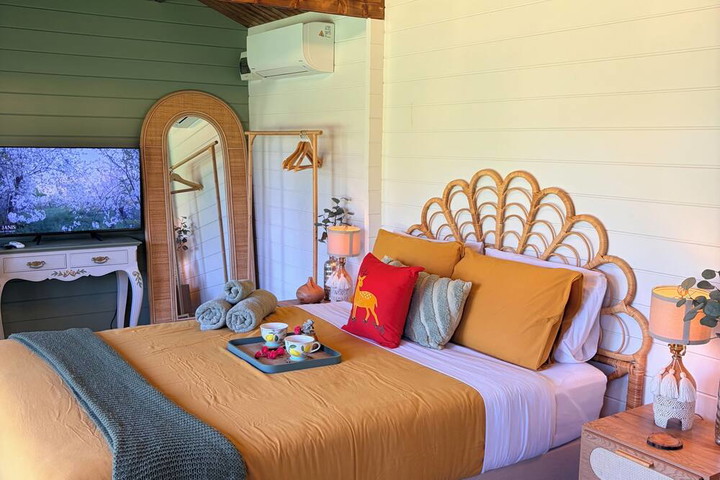 Blissful Wooden Haven Pet Friendly Near Parramatta - Blacktown
