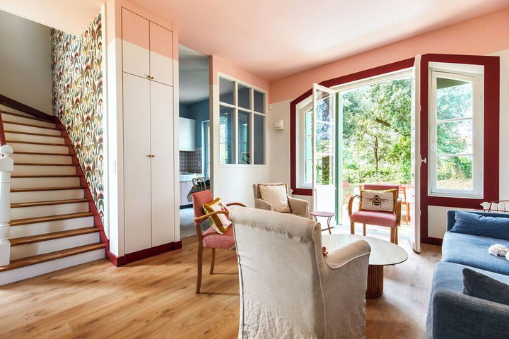 Saint-palais-sur-mer · House For 10 People · Beach And Town Center 250 M Away - Saint-Palais-sur-Mer