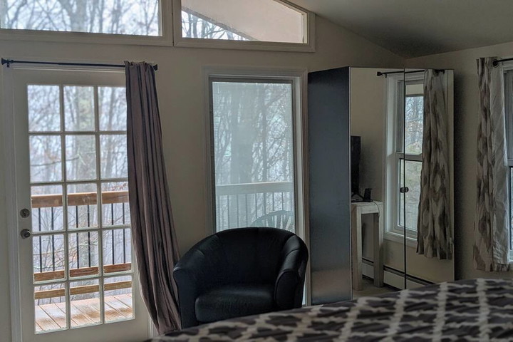 Fabulous 4-bedroom Chalet In Tranquil Killington Getaway With Hot Tub Two Kings - Killington, VT