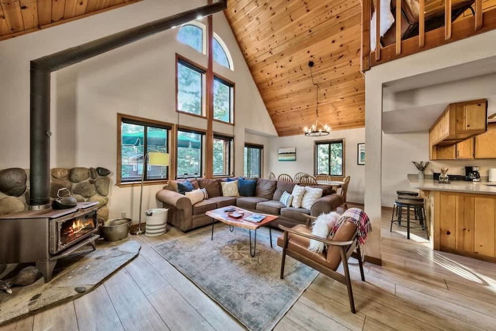 Hot Tub | Game Room | Pool Table | Dog Friendly - Truckee, CA