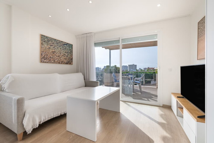 Apartment 'Las Palmeras 2' With Shared Pool, Wi-fi And Air Conditioning - Cala Millor