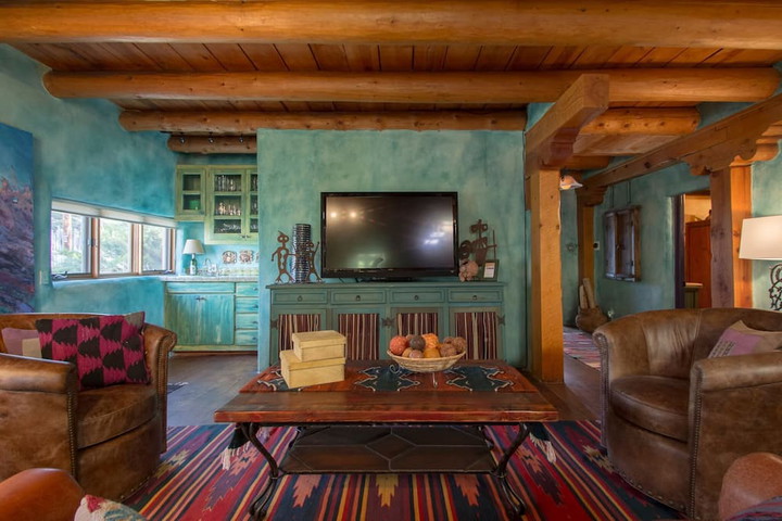 Hacienda Encantada Near Town W/ Mountain Views And Private Setting Hot Tub - Taos, NM