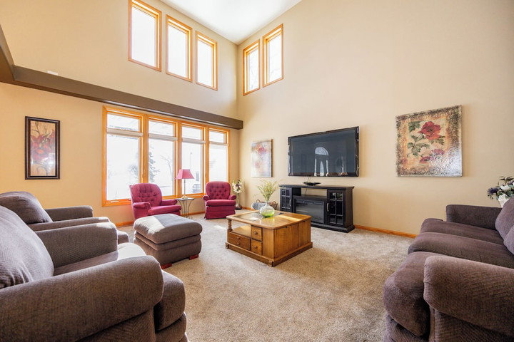 Spacious 5-bedroom House In Terrific Detroit Lakes With Wifi, Ac On Detroit Lake - Detroit Lakes, MN
