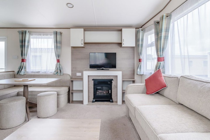 Gold 8 Caravan (Pet) - Lincolnshire