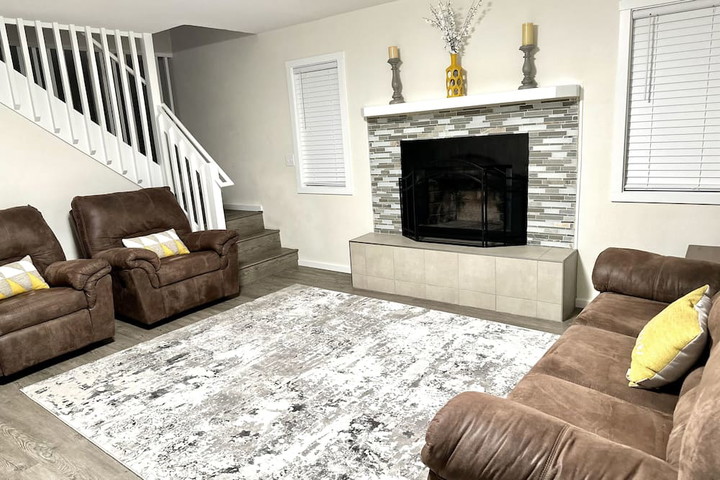 The Lovely Place #4 3-bedroom Vacation Home Just 5 Minutes To Dimond Center Mall - アラスカ州