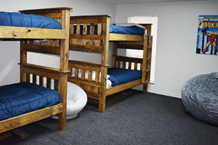 Entire 24bed Facility For The Olympics Keep Your Whole Team Together! - Dallas, TX