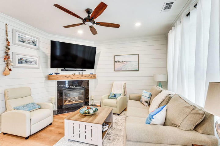 3 Mi To Beaches! Charming Bluffton Escape W/ Yard - Bluffton, SC